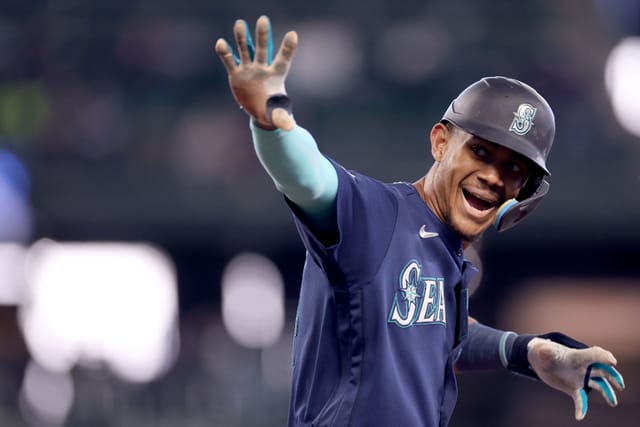 MLB Twitter immediately falls in love with Seattle Mariners new home ...