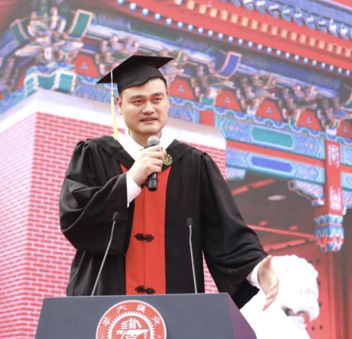 Who is Yao Ming’s wife, Ye Li? All you need to know