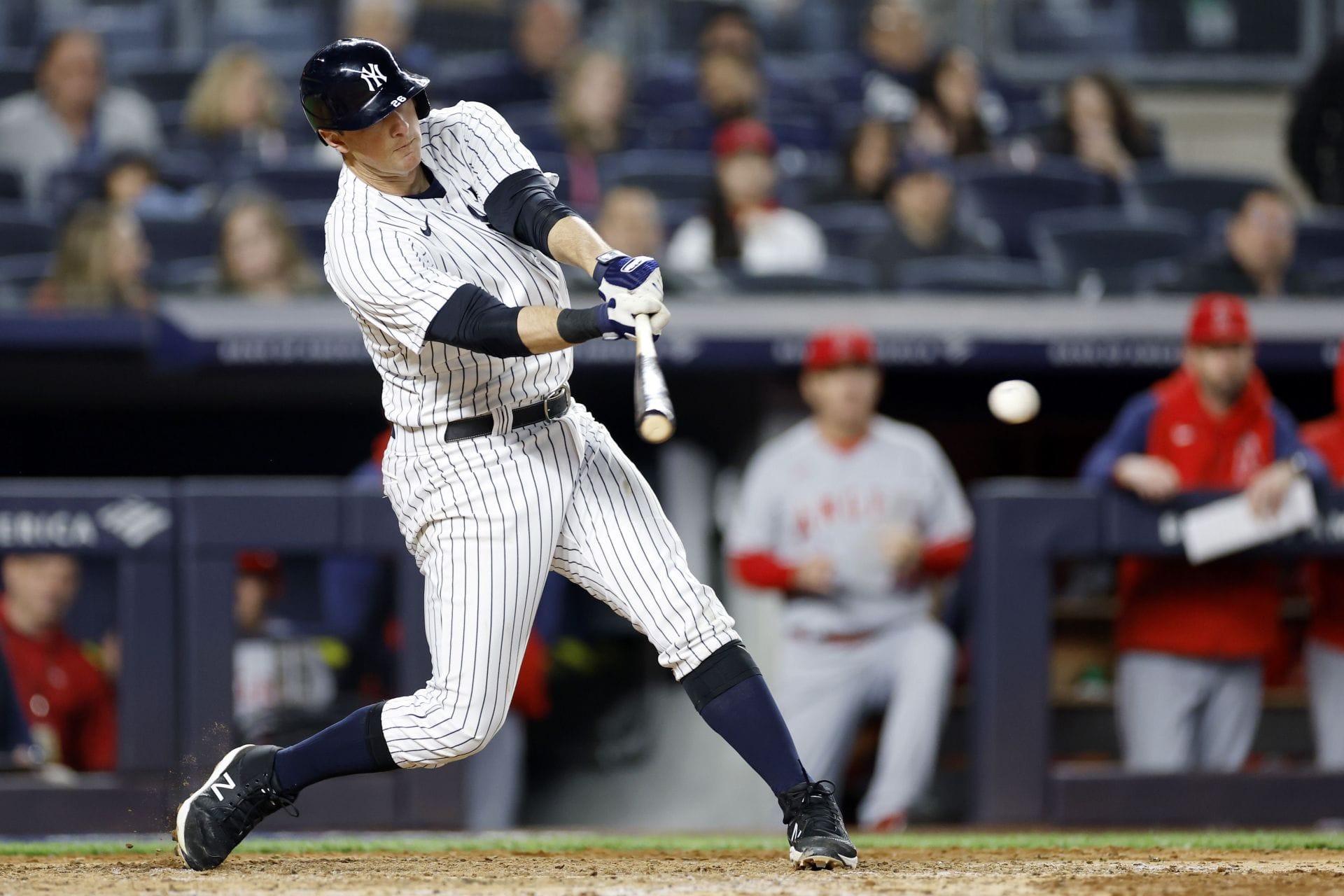 New York Yankees fans ecstatic as team beats Toronto Blue Jays on walk ...