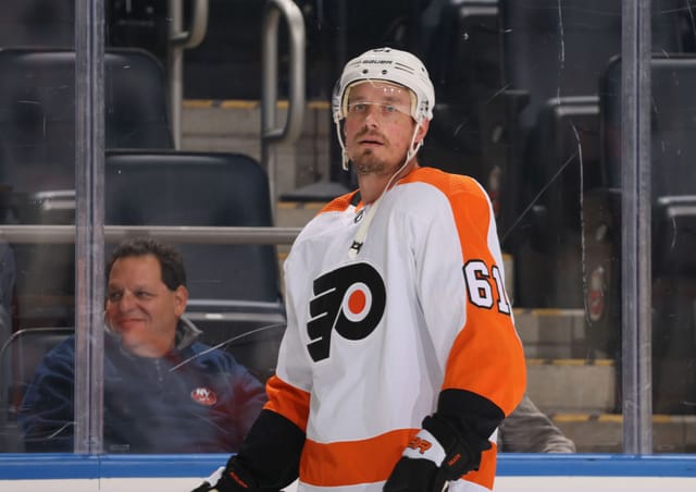 Justin Braun retires after 13 seasons in NHL, fans bid him goodbye ...