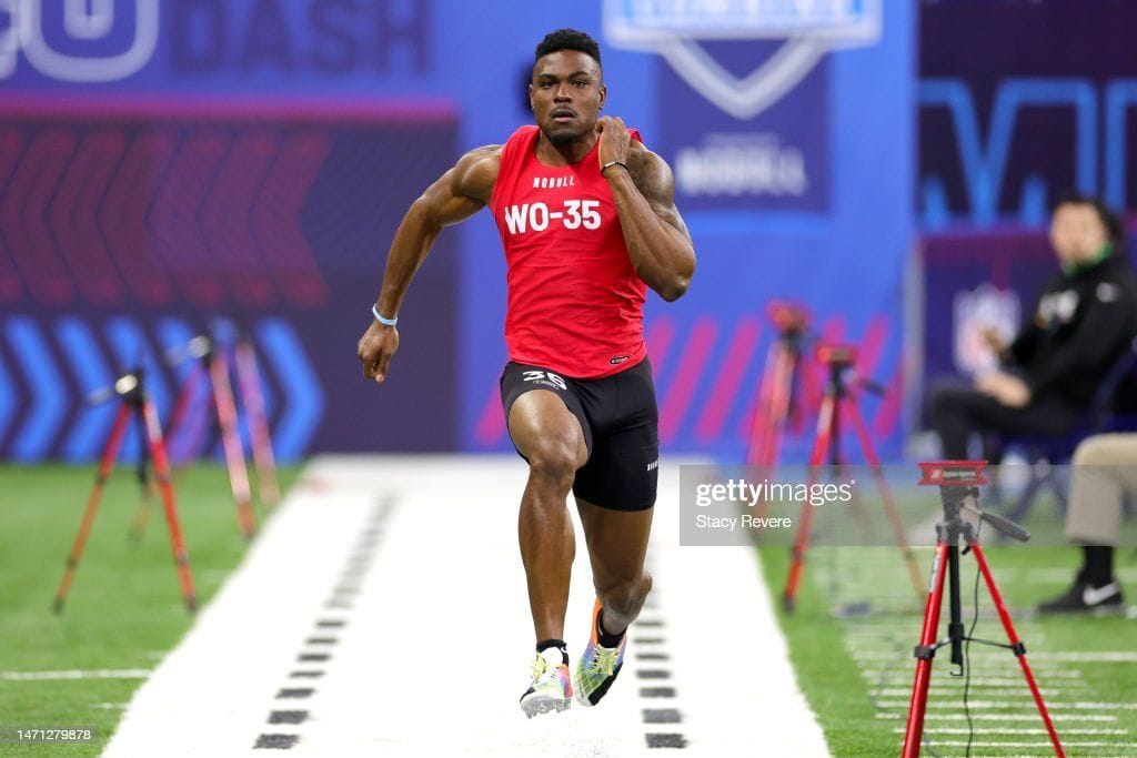 Who are Jonathan Mingo's parents