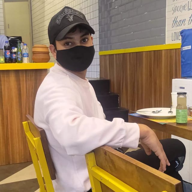 HELPING GAMER's Profile, Net Worth, Age, Height, Relationships, FAQs