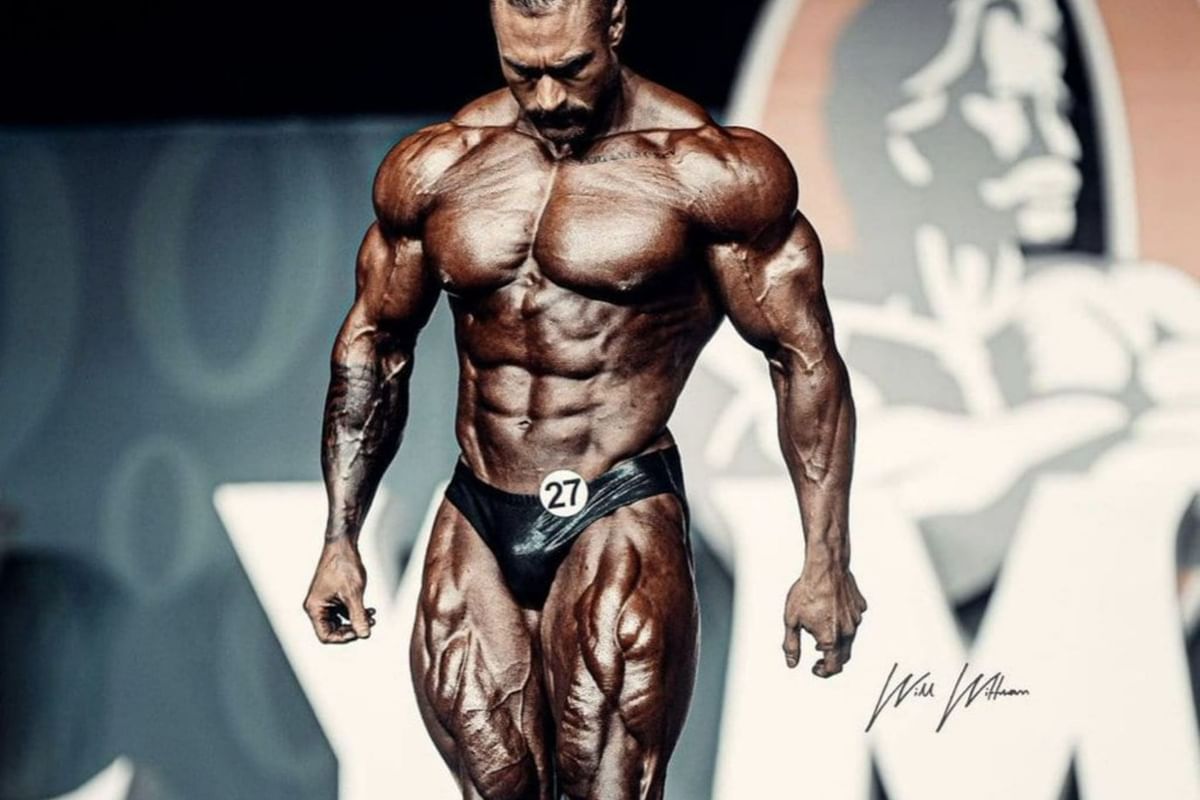 “Imagine pulling out of the Classic Physique” – Chris Bumstead teases Open show in 2024