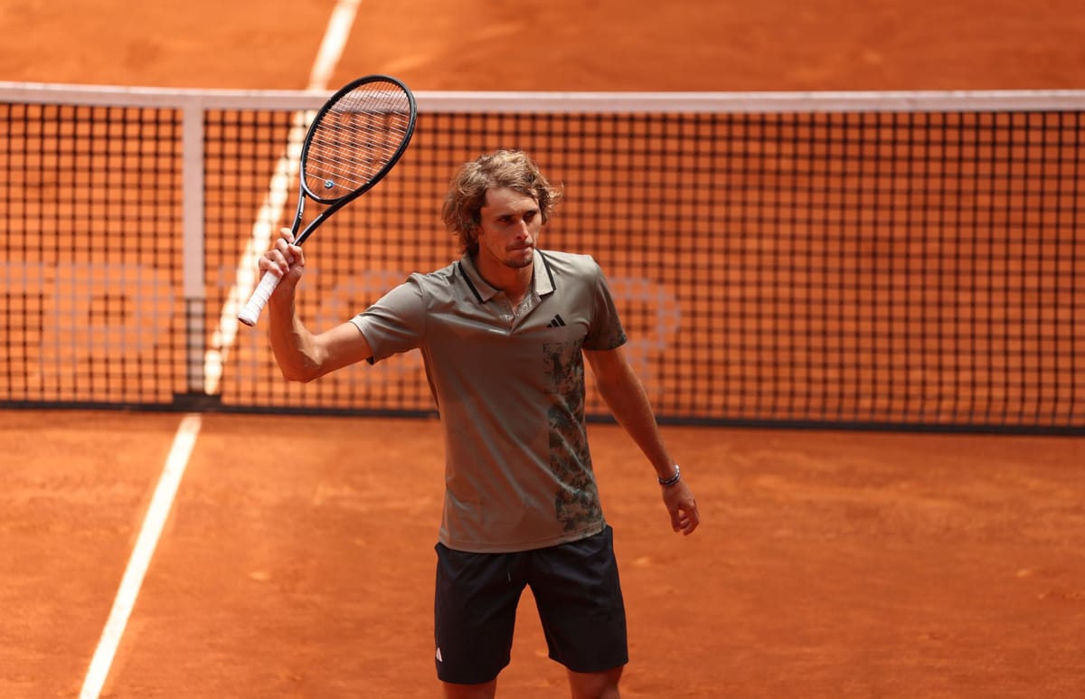 Alexander Zverev smiles cheekily after missing first 1st serve in 35 ...
