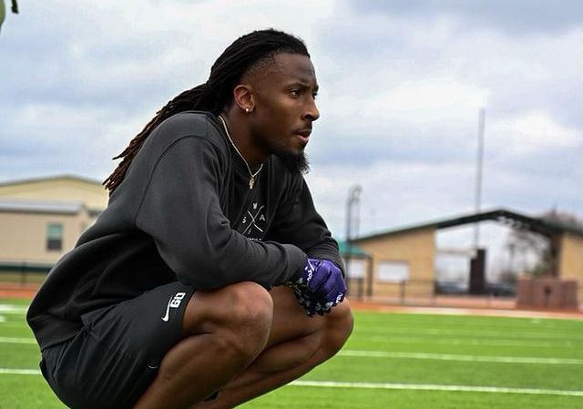 Quentin Johnston Height, Weight, Age, and other physical attributes ...