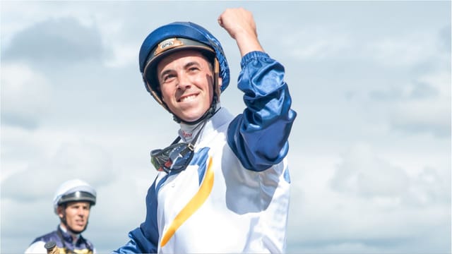 What happened to Dean Holland? Tributes pour in as renowned jockey dies ...