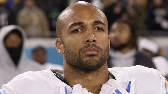 "Got punched in the face" - Austin Ekeler opens up on Chargers future ...