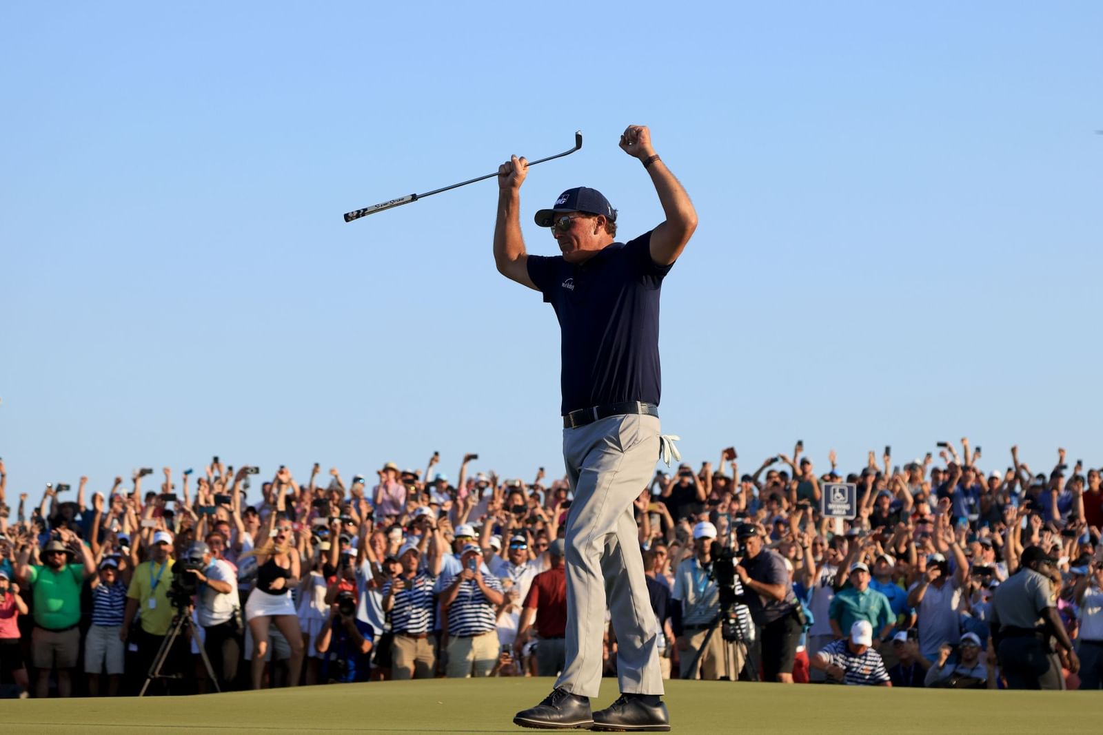 Phil Mickelson becomes the oldest runner-up in Masters history