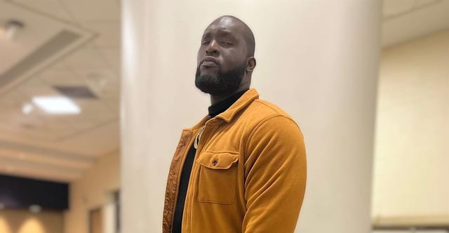 What is Omos Net Worth as of 2023?