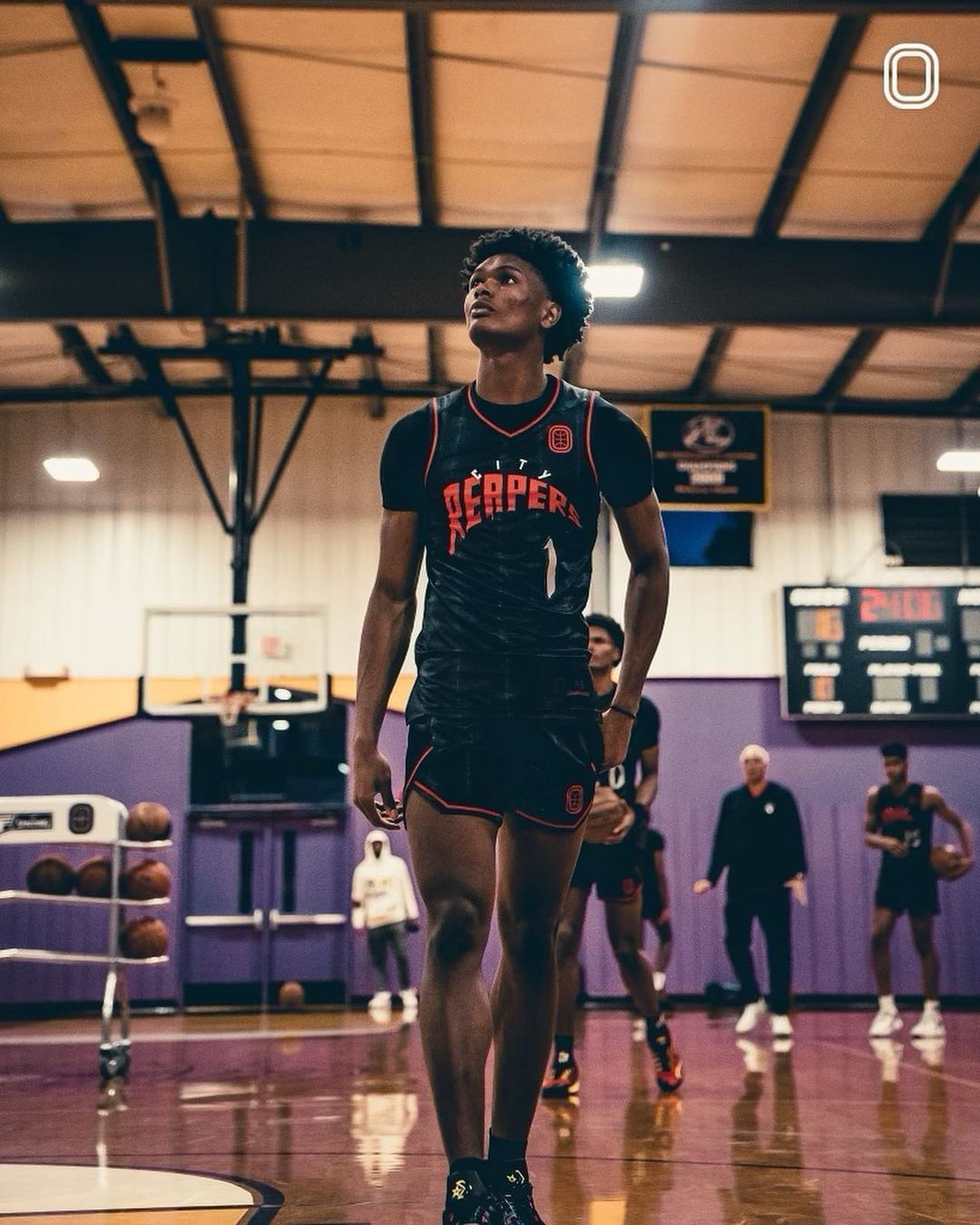 Who are Amen Thompson’s parents?