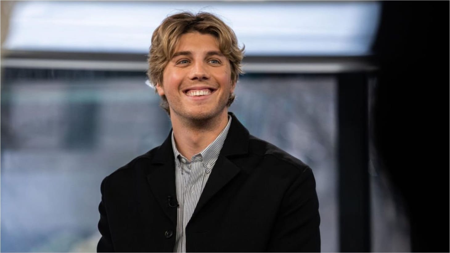 Who did Lukas Gage play in The White Lotus? Character explored as actor ...