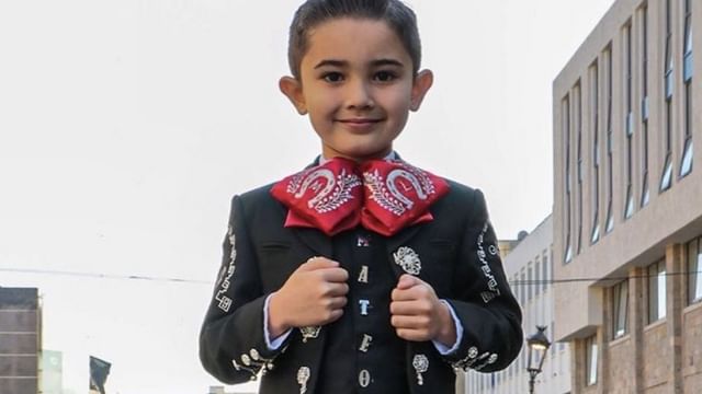 Who is Mateo Lopez? Guinness World Record holder's national anthem ...