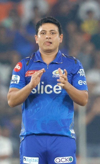 "Best bowler of the season" - MI's Piyush Chawla receives praise from ...