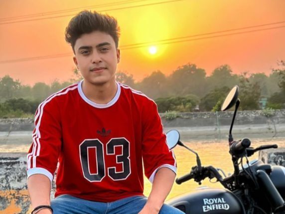 Baseer Bhai's Profile, Net Worth, Age, Height, Relationships, FAQs