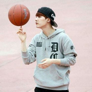 BTS SUGA's unparalleled love for basketball: From a high school player ...
