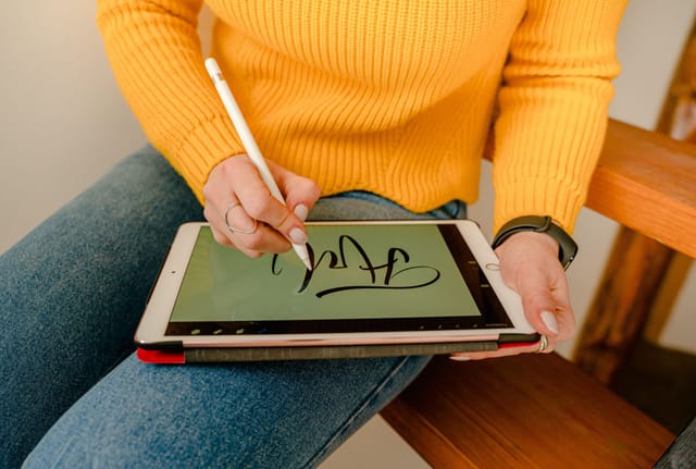 5 best drawing tablets for digital artists