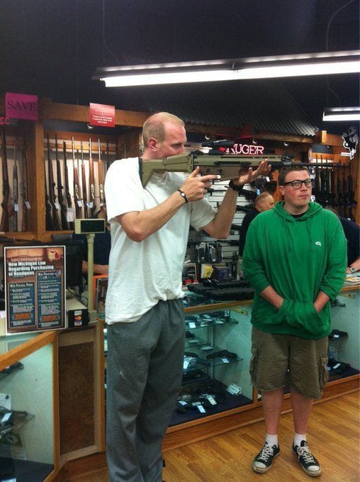 "Flexing the same guns used in school shootings" - Old pictures of ...