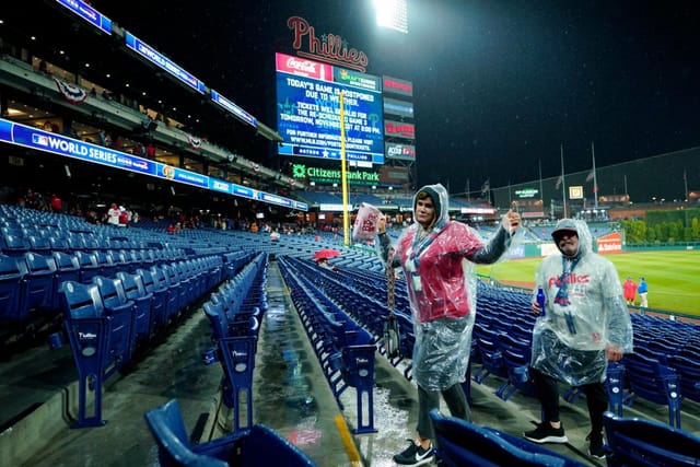 What is MLB's rainout policy? Suspension conditions of major league ...
