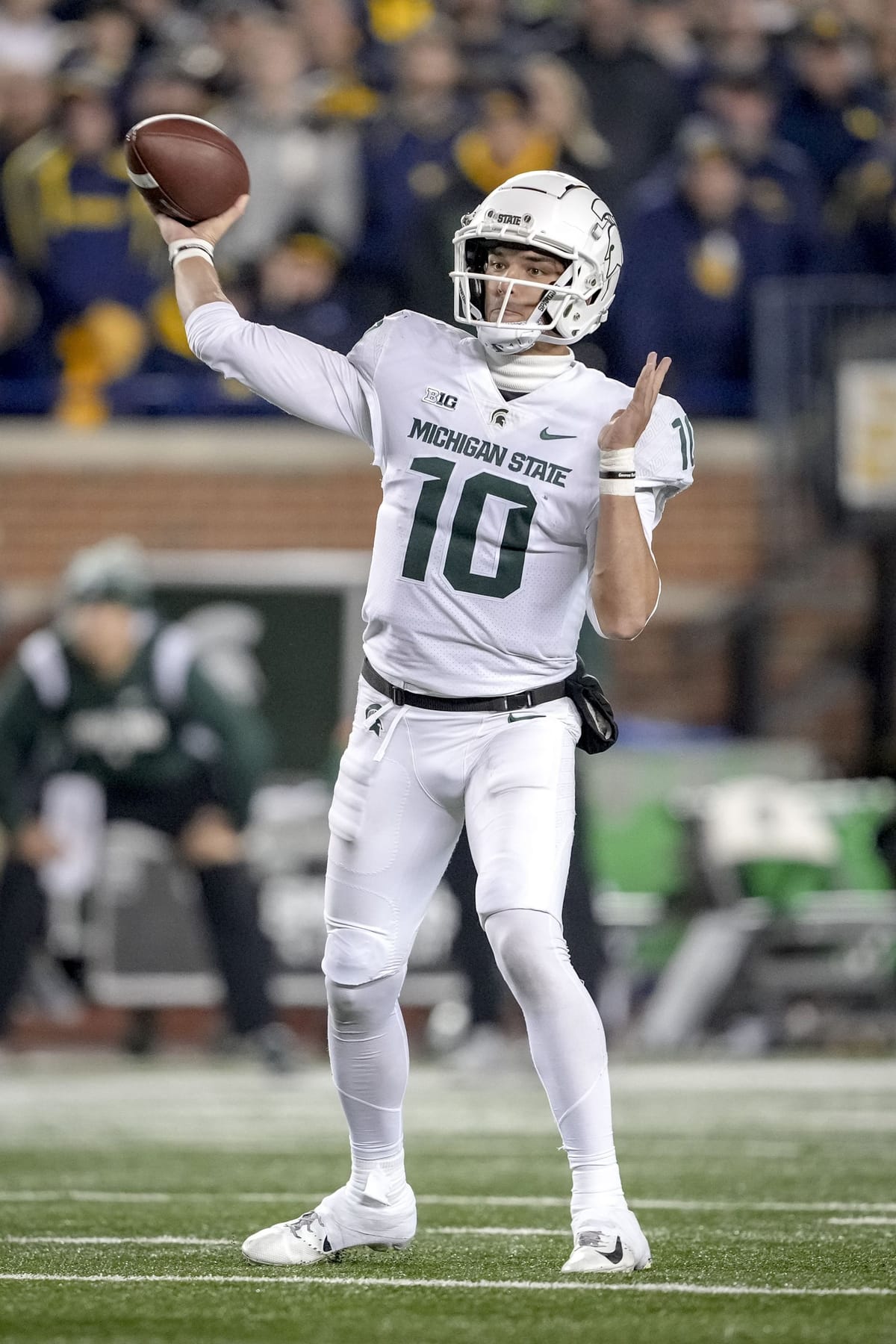 Ranking Every QB in the SEC Post-Spring: Jayden Daniels, Joe Milton ...