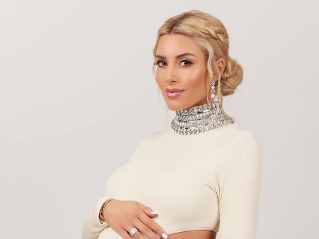 "Just own it": Selling Sunset fans slam Heather for stirring the pot ...