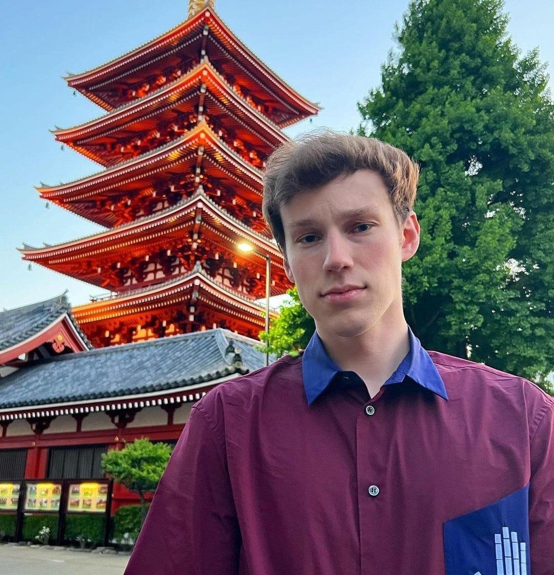 Does Nolan still work for MrBeast?