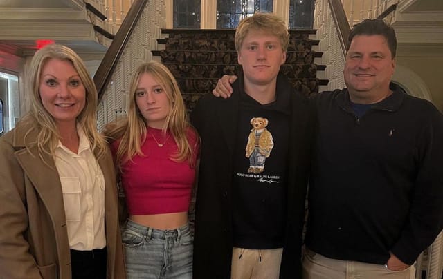 Who are Oliver Moore's parents, Brian and Shawna? What is their ...