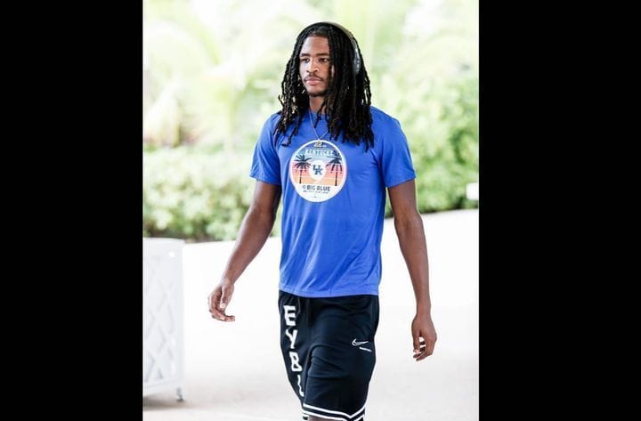 Who is Cason Wallace's father?