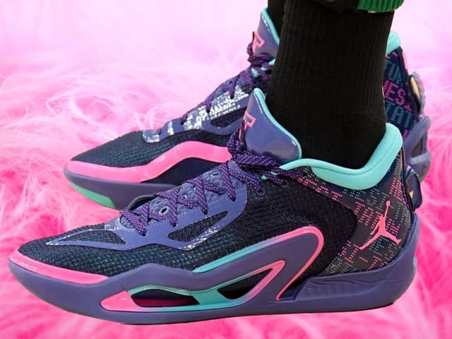 Jayson Tatum: Jayson Tatum x Jordan Tatum 1 "Hesi-Tatum" shoes ...