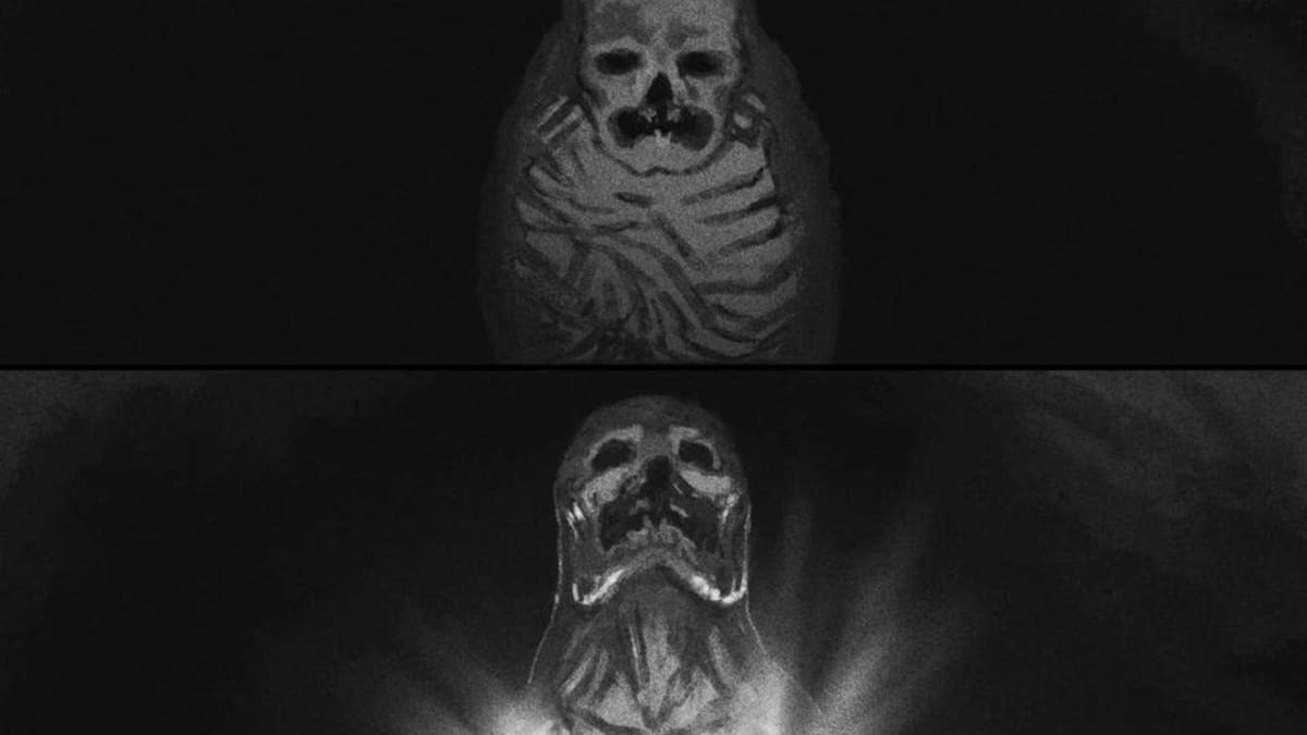 Minecraft fan turns music disc 11 and 13 into creepy dark comic