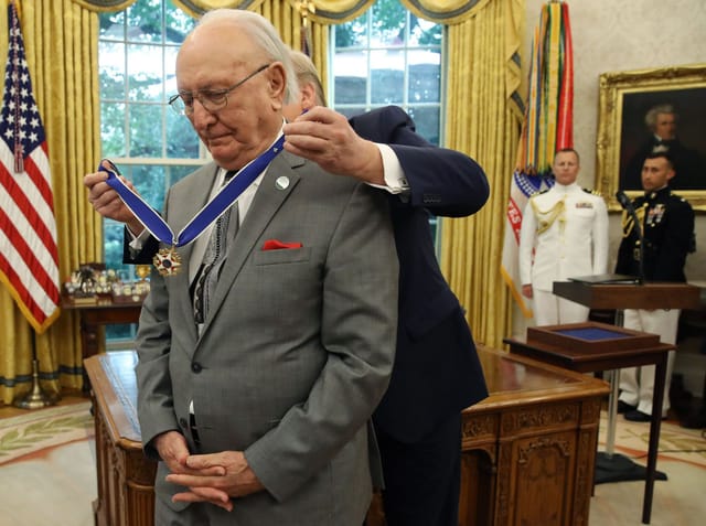 Top 10 oldest players in NBA history