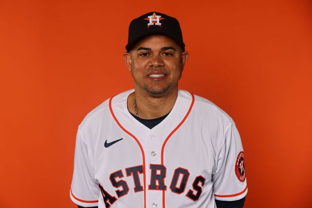 Why was Alex Cintron ejected? Astros hitting coach tossed from dugout ...