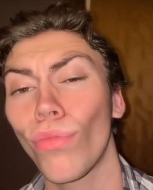 What is the viral I Am A Surgeon meme? Who plays Doctor Han on The Good ...