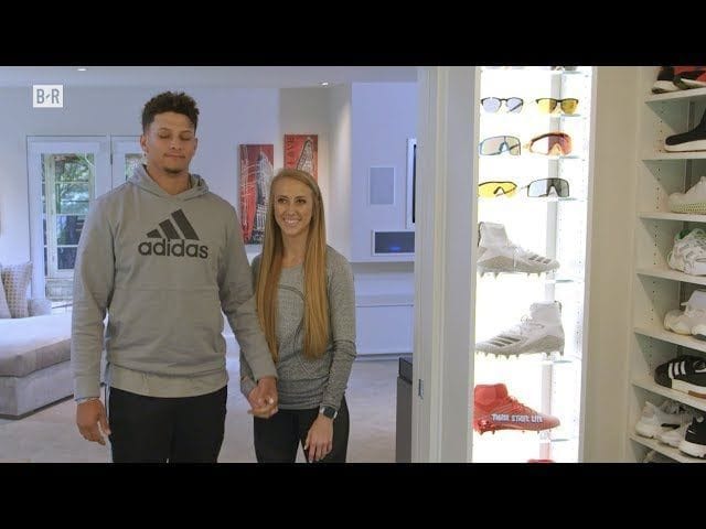 How much are Patrick Mahomes' Miami GP Versace sneakers worth ...