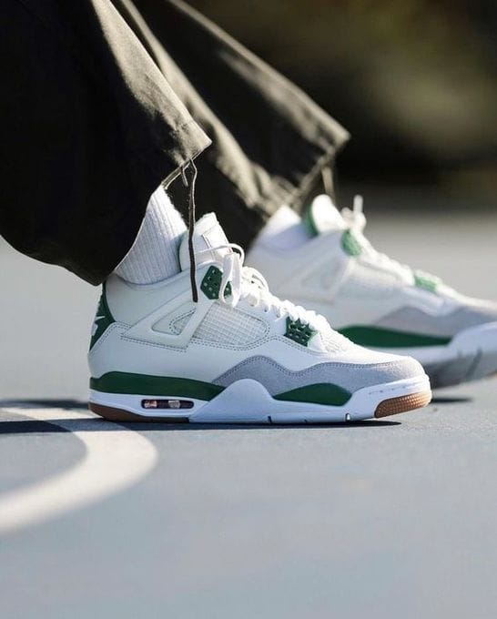 Nike SB x Air Jordan 4 "Pine Green" sneakers: Restocking date, order ...