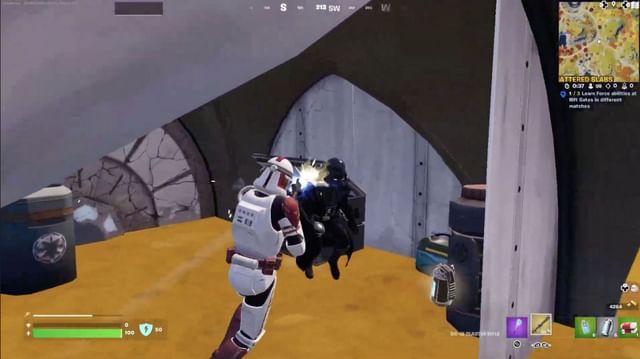 Fortnite: How to damage an enemy player that is wielding a Lightsaber ...