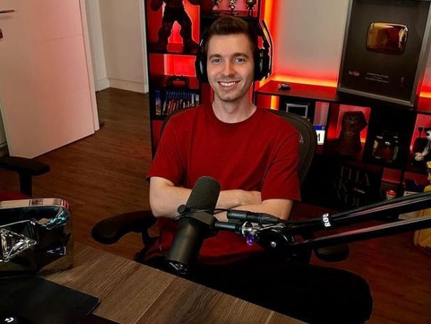 LipaoGamer's Profile, Net Worth, Age, Height, Relationships, FAQs