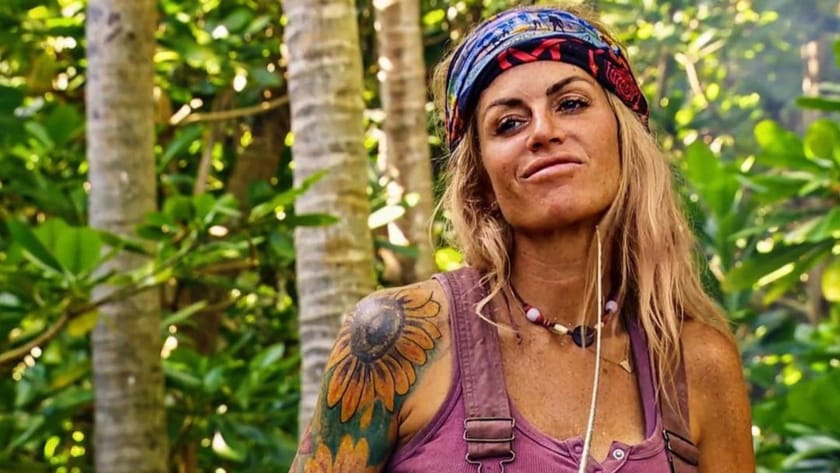 "Put some respect on Carolyn's name": Survivor fans applaud Carolyn ...