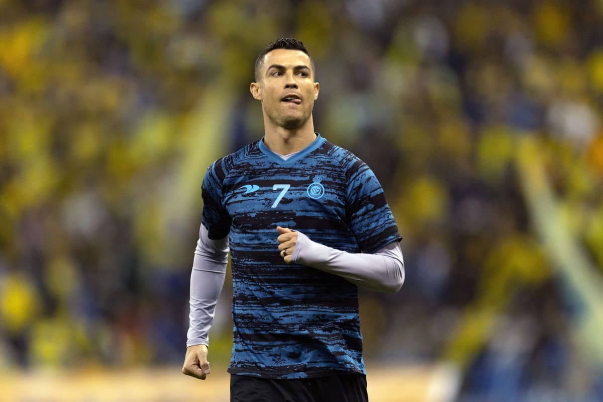 5 best number 7s in football right now (2022-23)