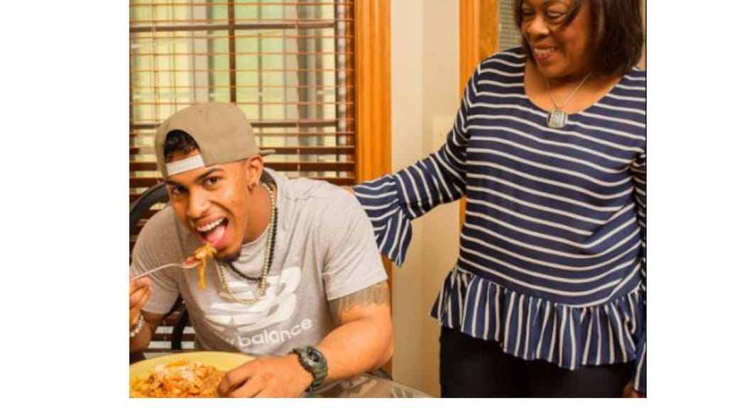 Who are Francisco Lindor's parents Maria and Miguel, and what is their ...