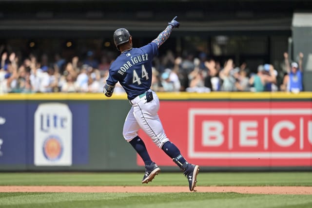 MLB fans have a field day as Julio Rodriguez partners with Alaska ...