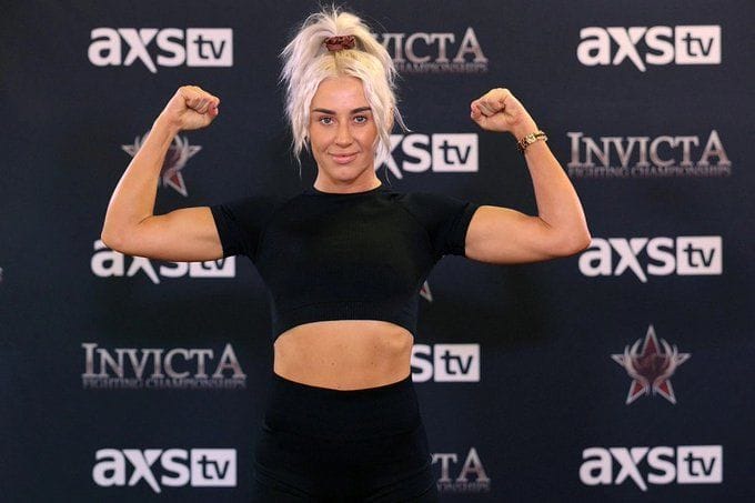 Shauna Bannon UFC: Who is Shauna Bannon? UFC signs undefeated Irish MMA ...