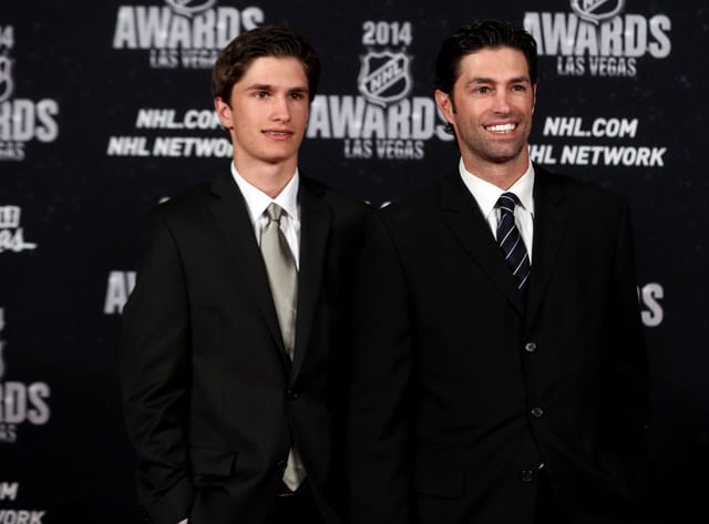 Mike Peca NHL Kristin Herzog: Mike Peca’s wife Kristin Herzog and their ...