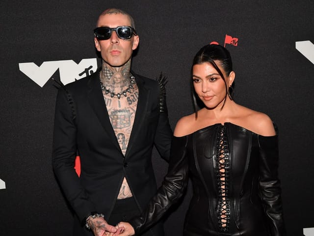 "Congrats!": Fans cheer as Kourtney Kardashian and Travis Barker reveal ...
