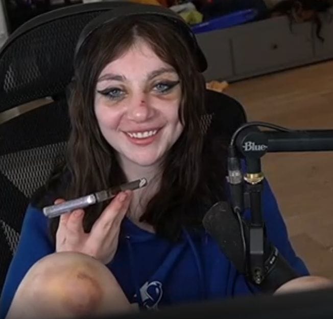 "What the f**k happened" - Fans worried as JustaMinx spotted with ...