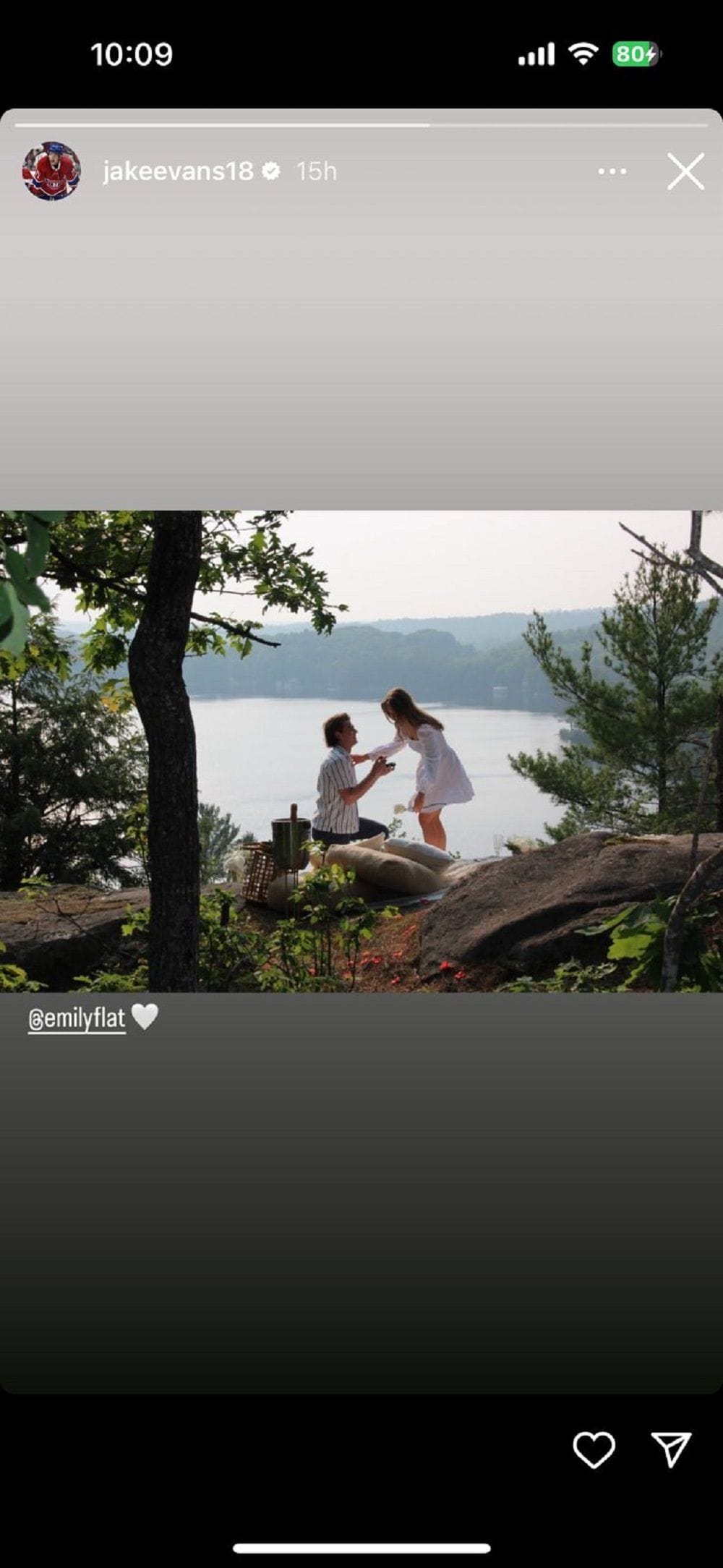 IN PHOTOS: Montreal Canadiens' Jake Evans proposes to girlfriend Emily Flat