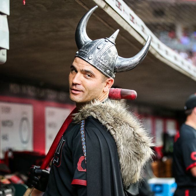 Cincinnati Reds Black Jersey: Design details and origin of City Connect ...