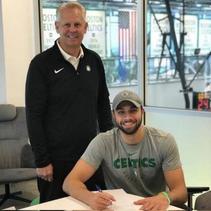 Who are Max Strus's parents Debra & John Strus? Taking a closer look at ...