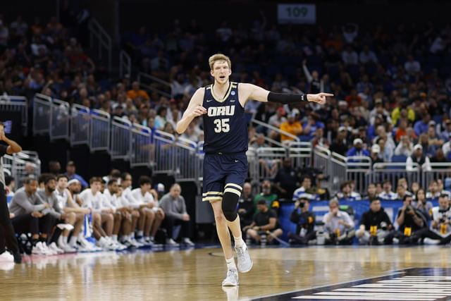 Connor Vanover transfers to Missouri: How ex-Arkansas Center could be ...