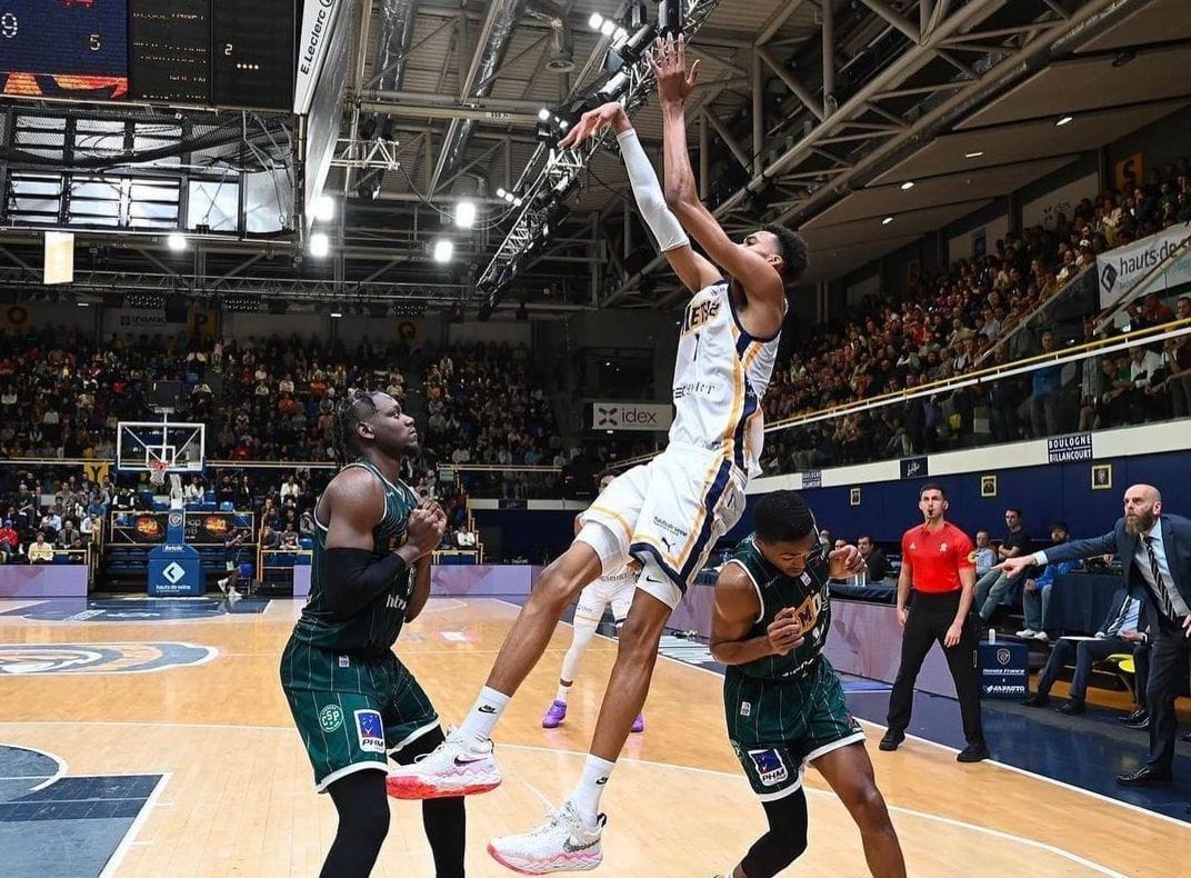 What Shoes does Victor Wembanyama wear?