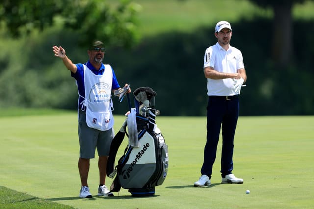 What's in Nick Taylor's Bag?